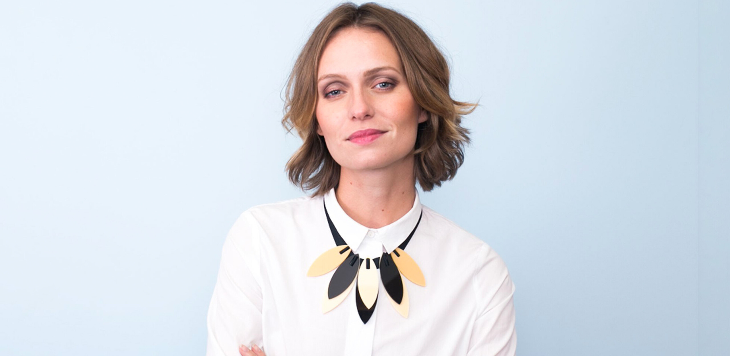 EL SOL ENTRE LAS HOJAS - papiroga