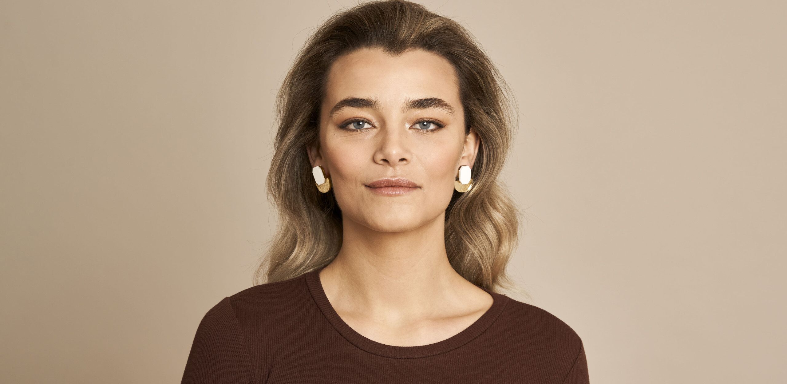 WHITE AMPHITHEATER - papiroga