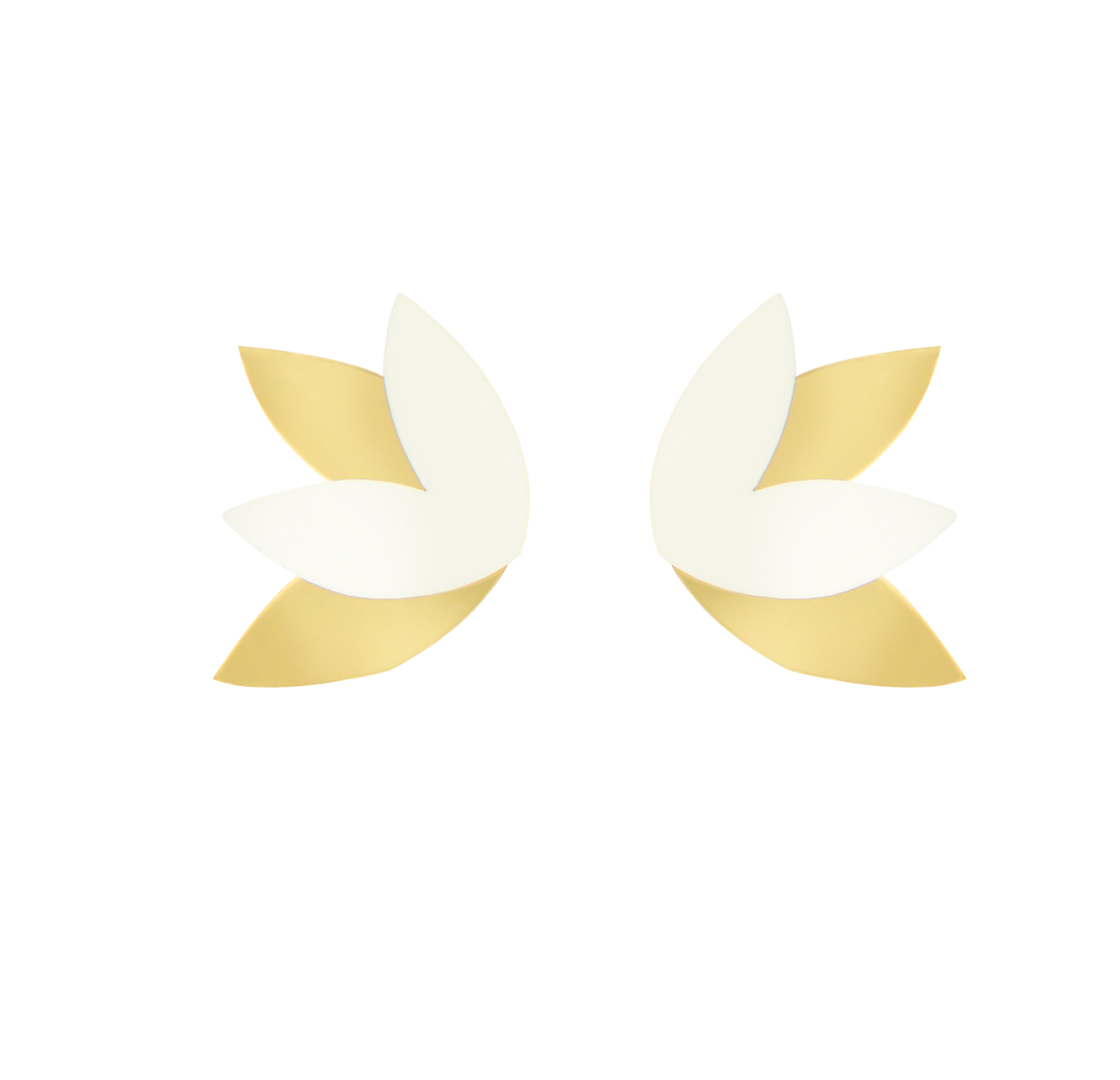 THE WHITE EAR - papiroga